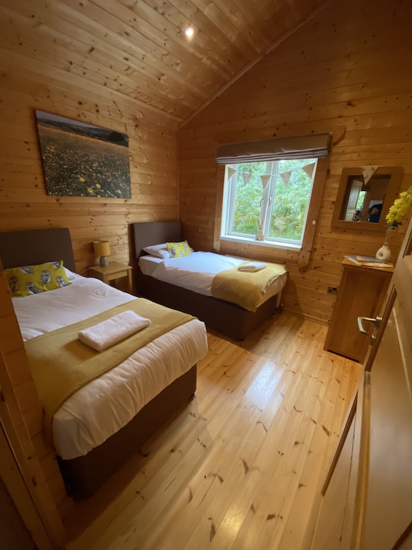 Hollybush Lodges - Cotswolds