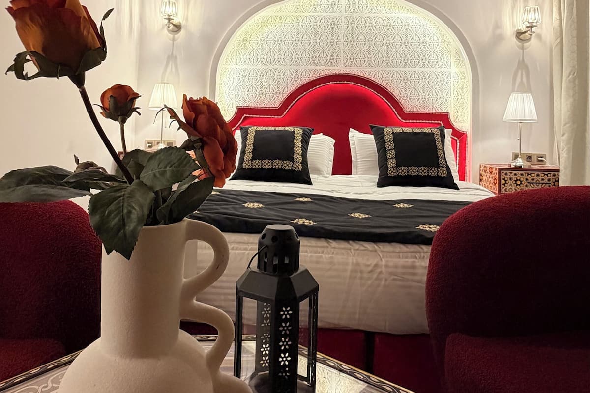 Quarto Clássico, 1 quarto, não fumadores, vista para o pátio | 4 quartos, com decoração personalizada, com mobília individualizada