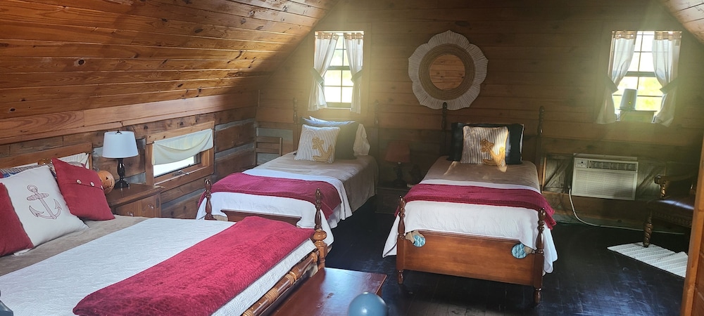 Peaceful Log Cabin Overlooking Tennessee River! - Indian Creek, Savannah