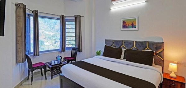 Suite-Estúdio Deluxe, Vista para a cidade | Vista do quarto