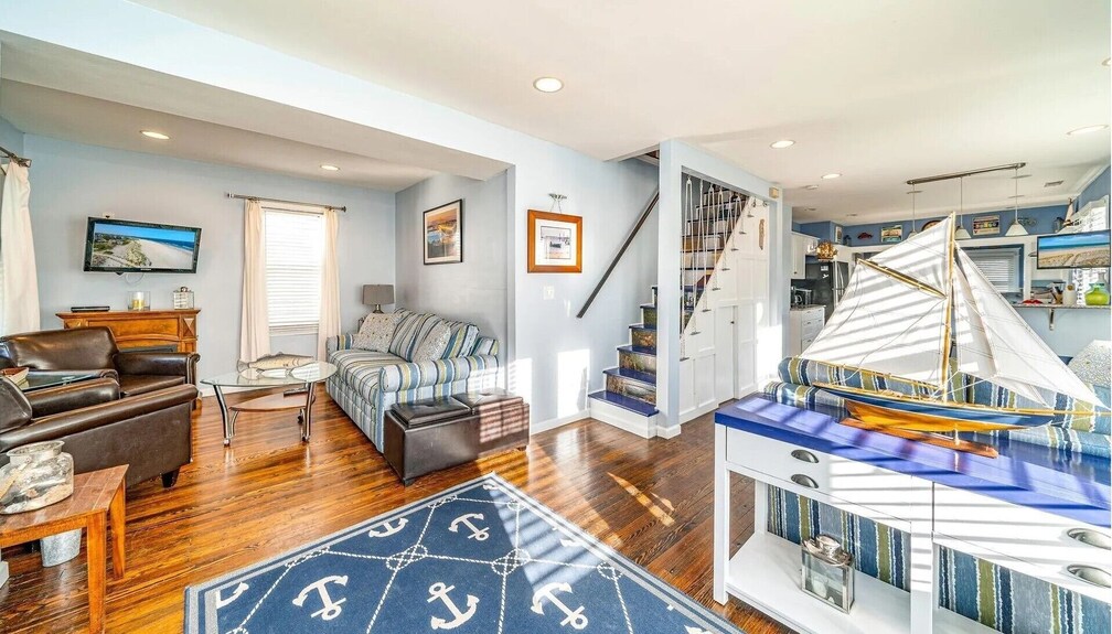 Ocean City Cottage Walking Distance To The Beach And Bay - New Jersey