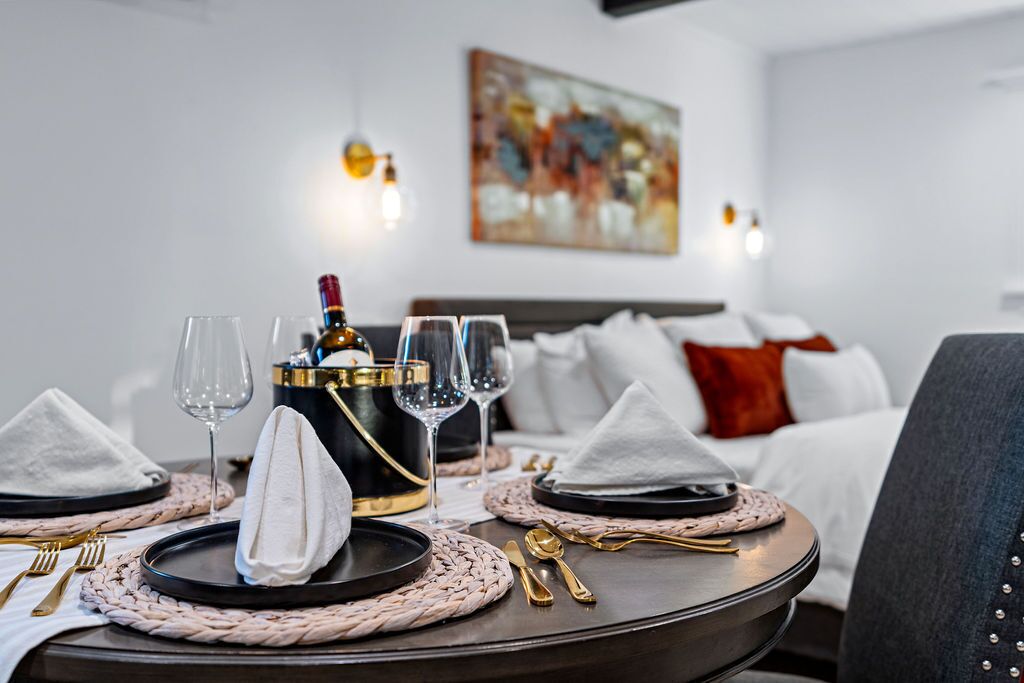 The Cozy Cabin: Riverton Retreat Getaway - Utah