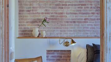 Ferros/tábuas de passar roupa, Wi-Fi de cortesia, roupa de cama