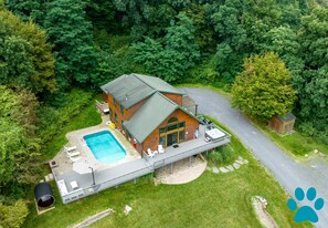 Mountain Views, Hot Tub, Spa, Fire Pit, Game Room Reviews, Deals ...