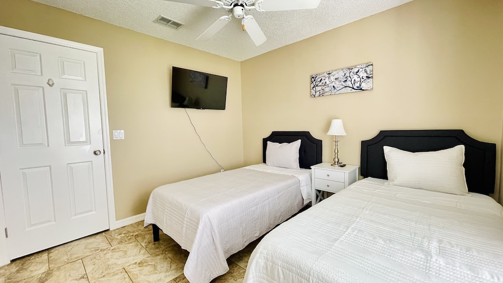 Experience the Magic of Disney at Our Stunning Vacation home in ...