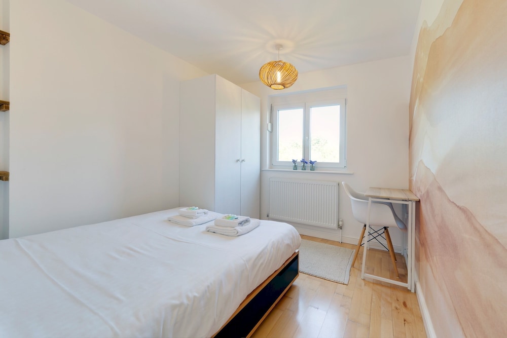 Pass The Keys | Modern & Spacious 1 Bed Terrace With Free Parking - Cambrige (UK)
