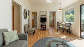 Casa (2 Bedrooms) | Interior