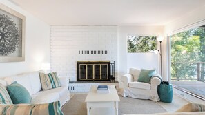 Casa (2 Bedrooms) | Interior