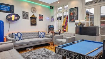 Casa | 5 quartos, internet de alta velocidade