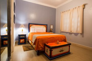 Suite Júnior | Roupa de alta qualidade, edredões de penas, minibar, cofre no quarto 