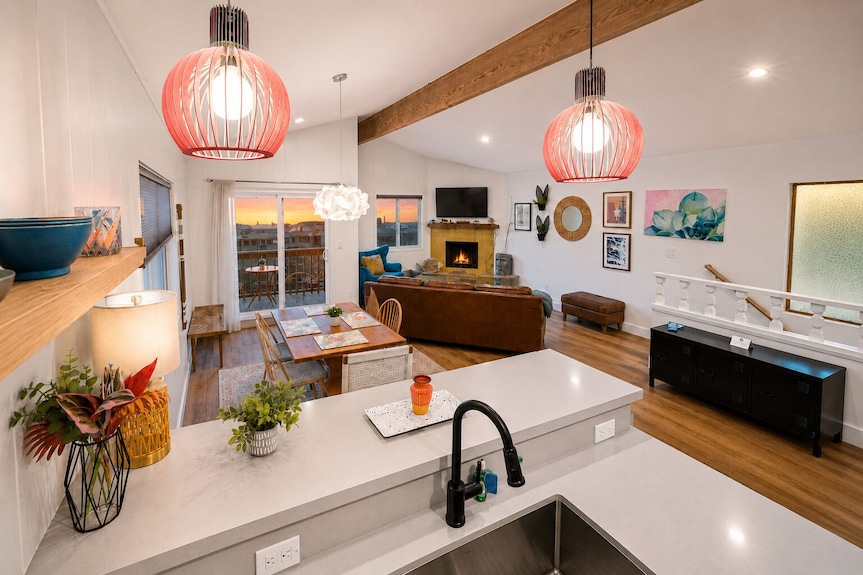25% Off Sept Wkdays Amazing Location, Walk 2 Beach - Oxnard, CA