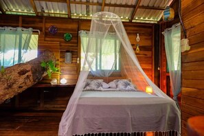 Casa exclusiva | Frigobar, Wi-Fi de cortesia, roupa de cama