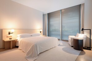 EDITION Penthouse, 1 Bedroom Presidential Suite, 1 King, Garden view, Top floor, Whirlpool | 1 quarto, roupa de alta qualidade, minibar