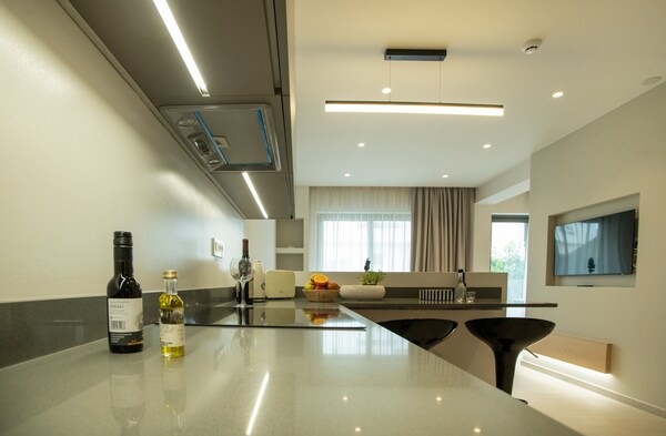 Celine Luxury Apartments & Suites - Agios Nikolaos