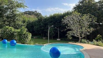 Piscina exterior