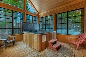 Fiddler Lake Resort - Deer 16 Reviews, Deals & Photos 2026 - Expedia.co.uk