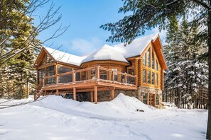 Fiddler Lake Resort - Deer 16 Reviews, Deals & Photos 2026 - Expedia.co.uk