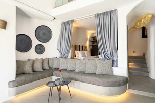 Cofre no quarto, cortinas/cortinados opacos, quartos insonorizados