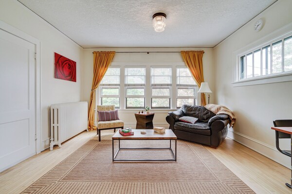 Bright Minneapolis Apartment - 1 Mi To Downtown! - Target Field - Minneapolis