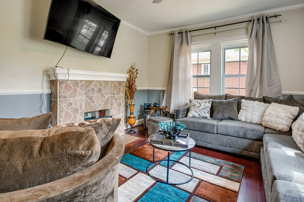 Atlanta Vacation Rental ~ 3 Mi To Downtown! - Atlanta, GA