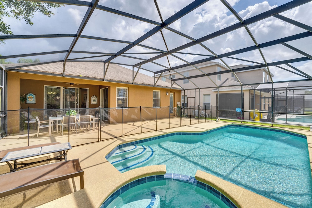 10 Mi To Disney: Home W/ Game Room & Lanai! - Kissimmee, FL