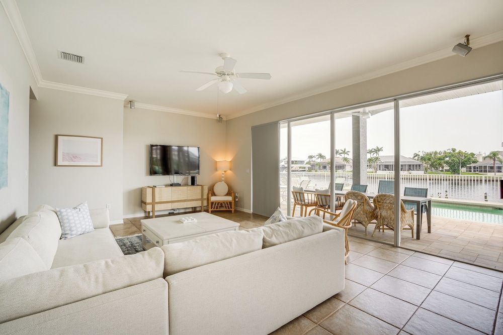 Waterfront Retreat W/ Pool On Caloosahatchee River - Sanibel, FL