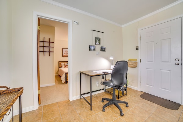 Relax Fireside! Tahoe Area Home 28 Mi To Slopes - Nevada