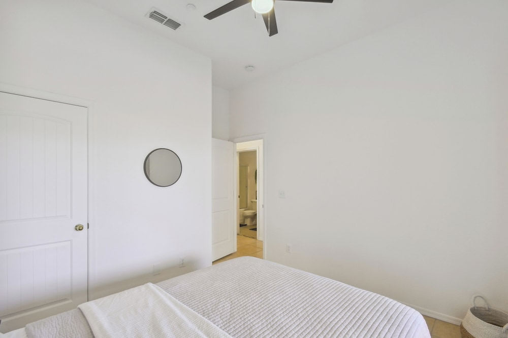 エアリー レイク ハバス シティ ホーム : 3 ミ トゥ ロンドン ブリッジ - レイクハバスシティ, AZ