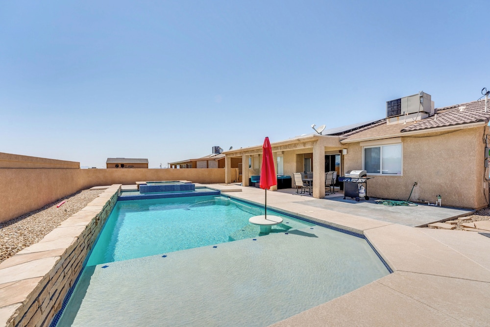 4 Mi To Beach: Lake Havasu City Home W/ Pool! - Lake Havasu City, AZ