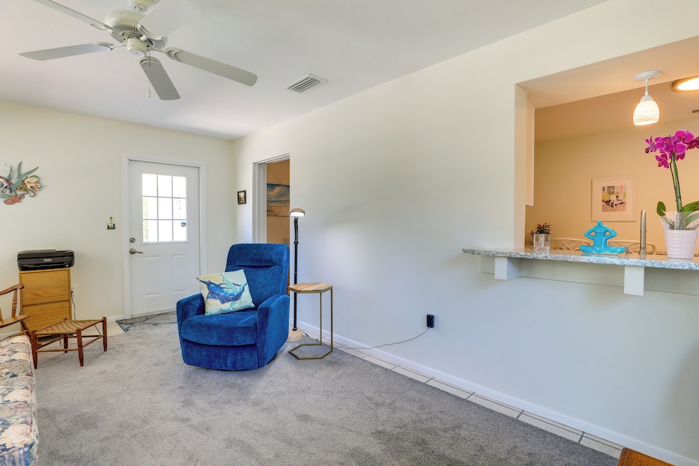 Charming Bradenton Home W/ Yard - Walk To Beach! - Anna Maria Island, FL