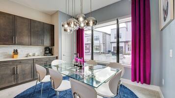 Villa (5 Bedrooms) | Interior