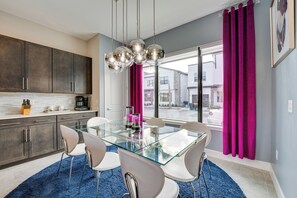 Vila (5 Bedrooms) | Parte interna