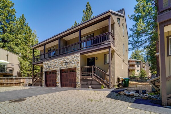 Incline Village Retreat Near Skiing & Beaches - Carson City, NV