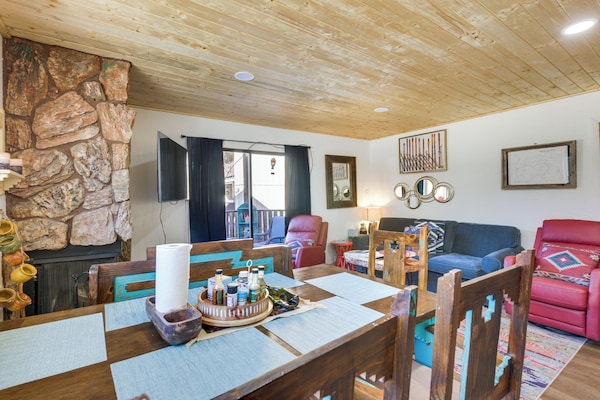 Ski-in Red River Retreat: Balcony, Mountain Views! - Eagle Nest, NM