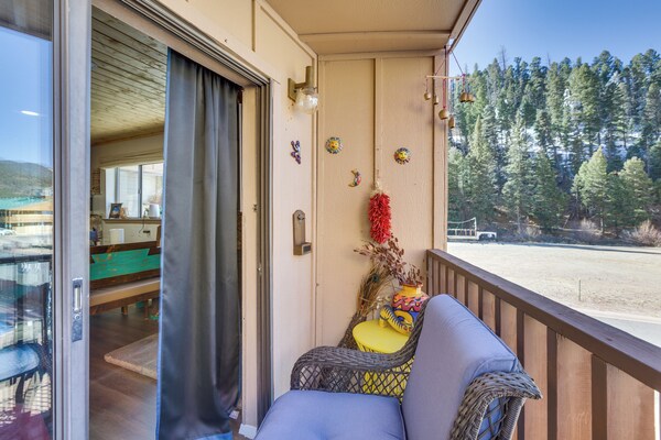Ski-in Red River Retreat: Balcony, Mountain Views! - Taos Ski Valley, NM