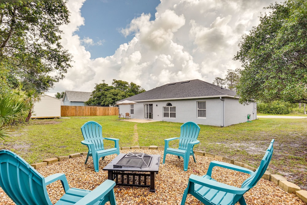 Palm Coast Vacation Rental ~ 8 Mi To Flagler Beach - Flagler Beach, FL
