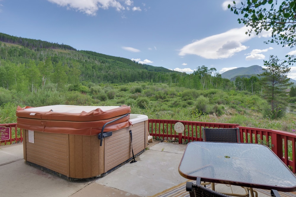 1 Mi To Keystone Lifts: Hot Tub Haven W/ Mtn Views - Keystone, CO