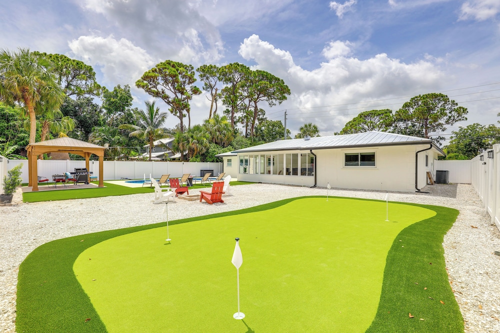 Vero Beach Vacation Rental: Pool & Putting Green! - Vero Beach, FL