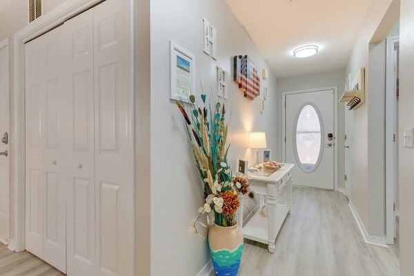 Fenced & Private Backyard: Navarre Retreat - Navarre, FL