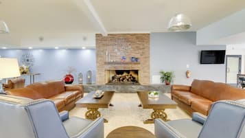 Casa (2 Bedrooms) | Interior