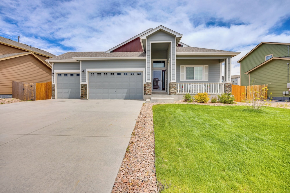 Stunning Peyton Retreat W/ Game Room, Private Yard - Colorado Springs, CO