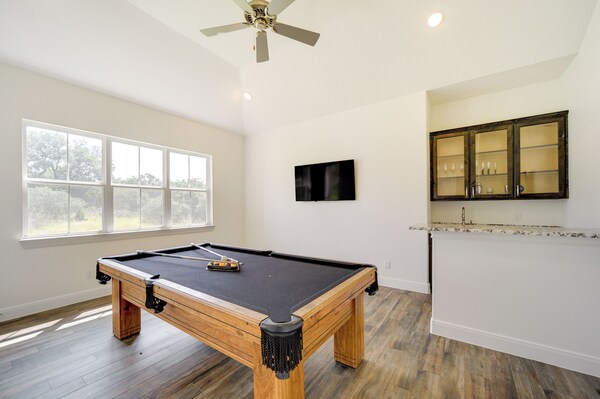 'Cascada At Canyon Lake' ~ 1 Mi To Wedding Venues! - Canyon Lake, TX