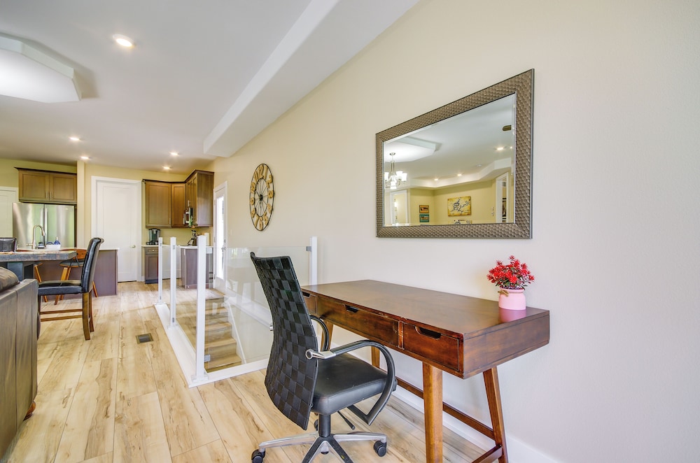 Lakefront Osage Beach Retreat W/ Boat Slip! - Osage Beach, MO