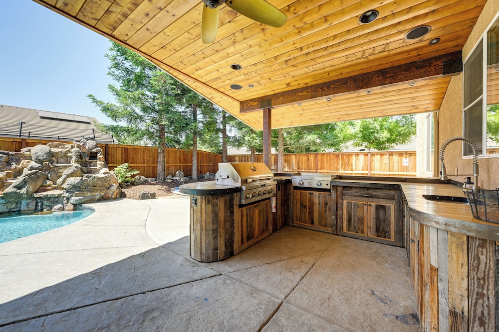 California Vacation Rental W/ Private Pool & Patio - Visalia, CA