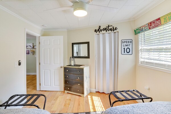 Lake Wales Vacation Rental W/ Screened-in Porch! - Lake Wales, FL