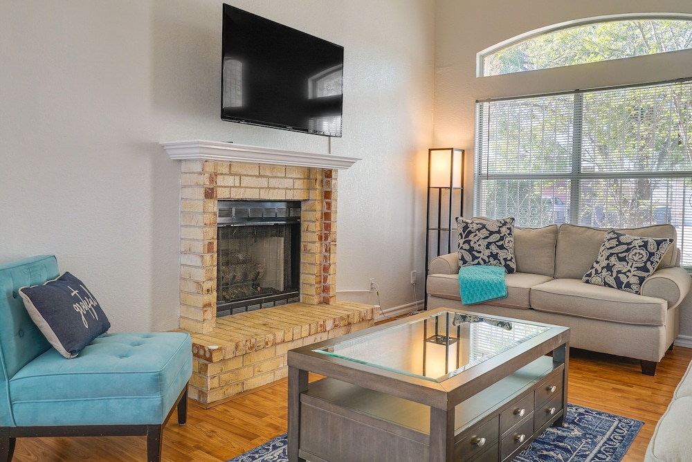 El Paso Vacation Rental W/ Spacious Yard, Patio! - Ciudad Juárez