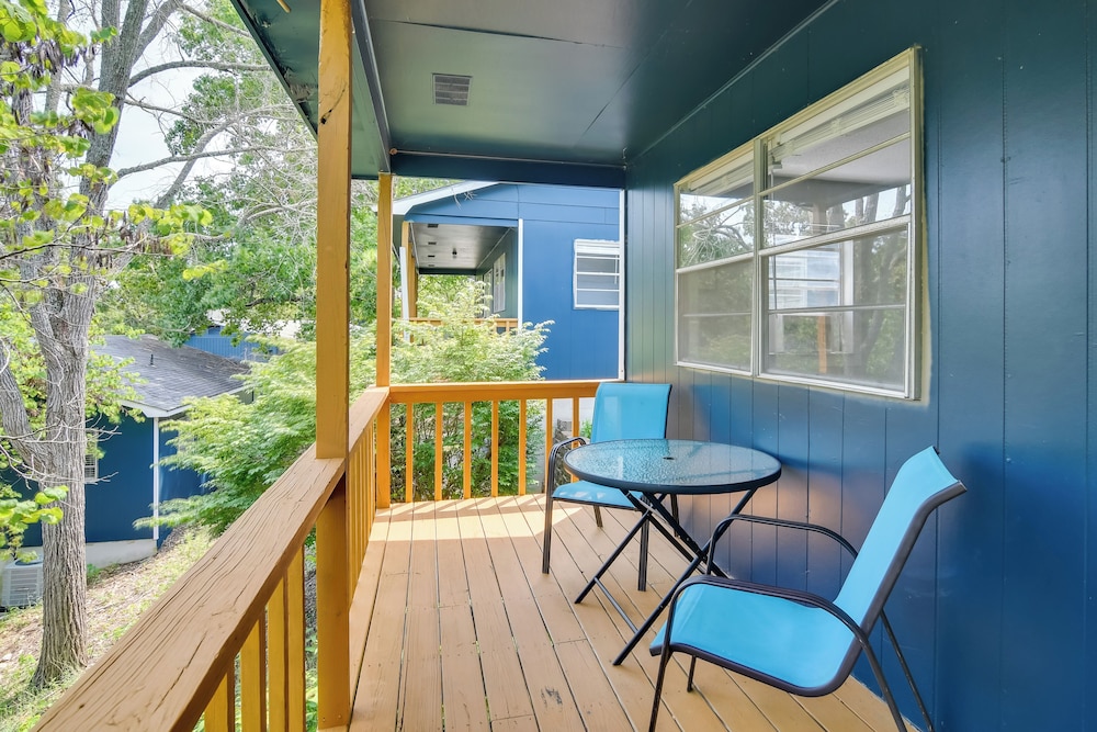 Kimberling City Escape W/ Dock Access & Boat Slips - Table Rock Lake