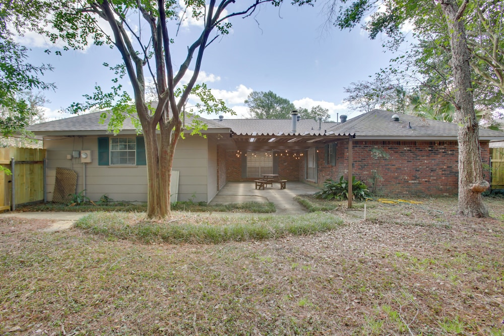 Spacious Baton Rouge Home Rental: 12 Mi To Lsu! - Baton Rouge, LA