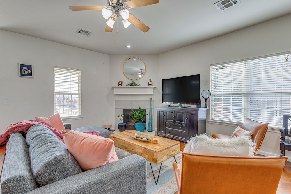 Okc Home Near Hospital & Tinker Afb: Work Remote! - Oklahoma