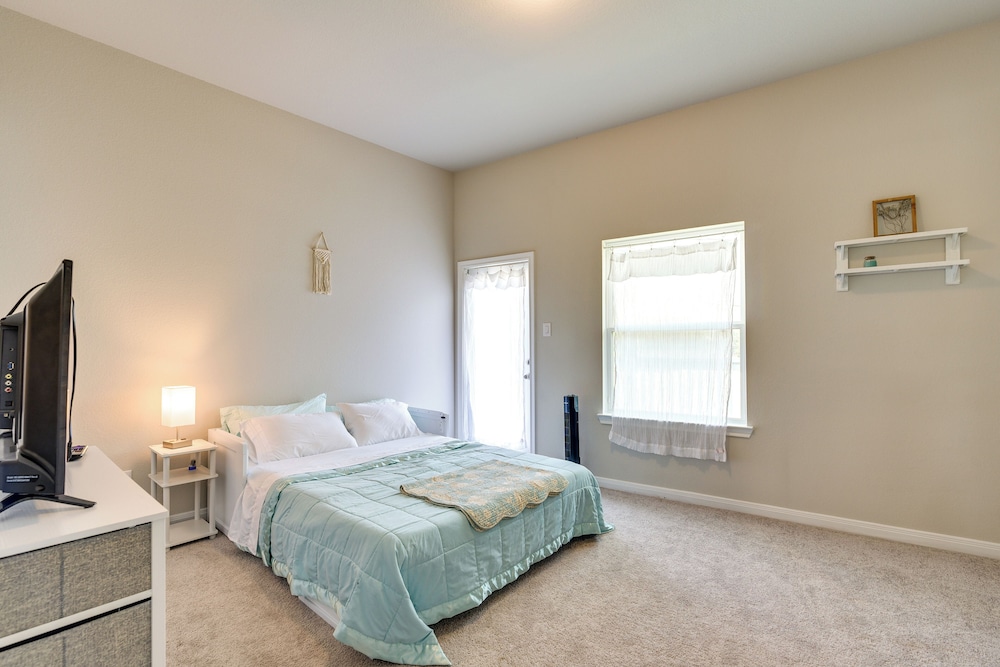 La Porte Home W/ Balconies: Walk To Beach! - Baytown, TX